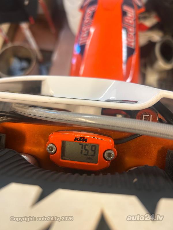 KTM 450 SX-F 2018 in Tallinn, with an engine capacity of 0.45 L and mileage of 76 thousand km for 3800 €, photo 4 on AUTOMOTO.COM.LV