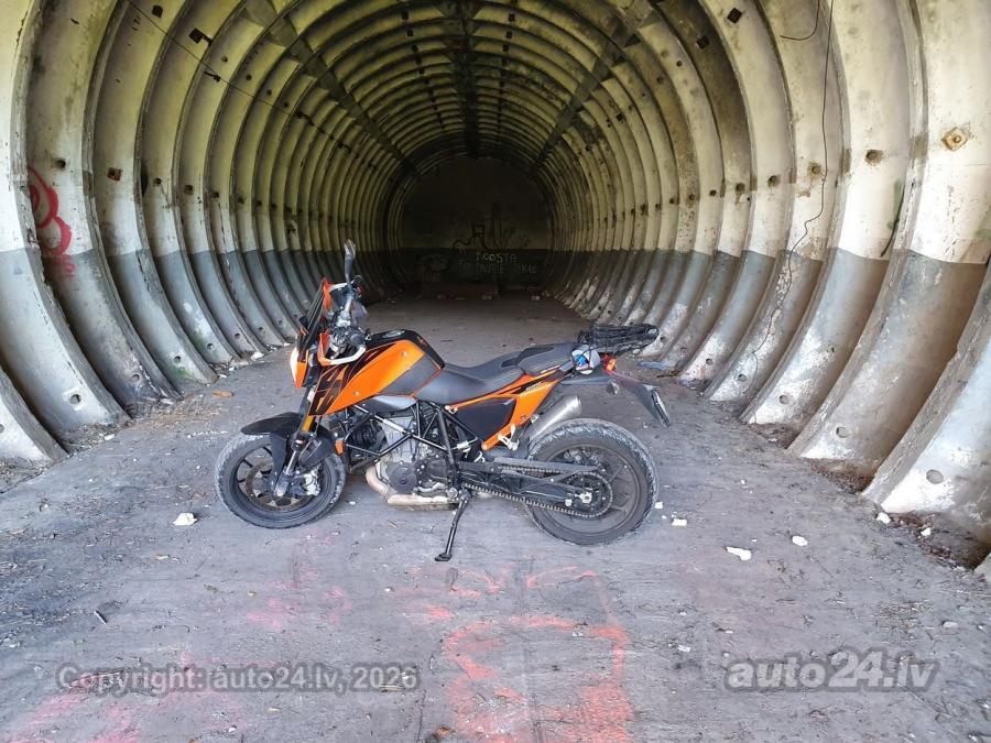 Черный КТМ 690 Duke 2017 в Таллин, объемом двигателя 0.69 л и пробегом 25 тыс. км за 5200 €, фото 1 на AUTOMOTO.COM.LV
