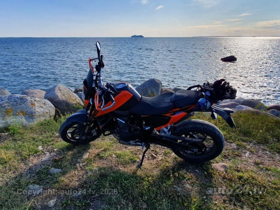 Черный КТМ 690 Duke 2017 в Таллин, объемом двигателя 0.69 л и пробегом 25 тыс. км за 5200 €, фото 13 на AUTOMOTO.COM.LV