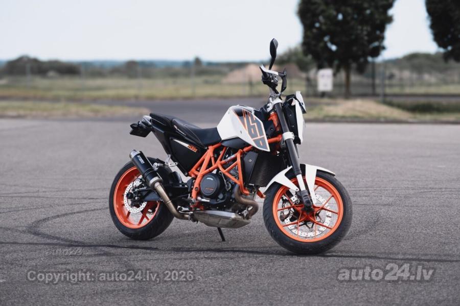КТМ 690 Duke 2014 в Пярну, объемом двигателя 0.00 л и пробегом 39 тыс. км за 3590 €, фото 1 на AUTOMOTO.COM.LV