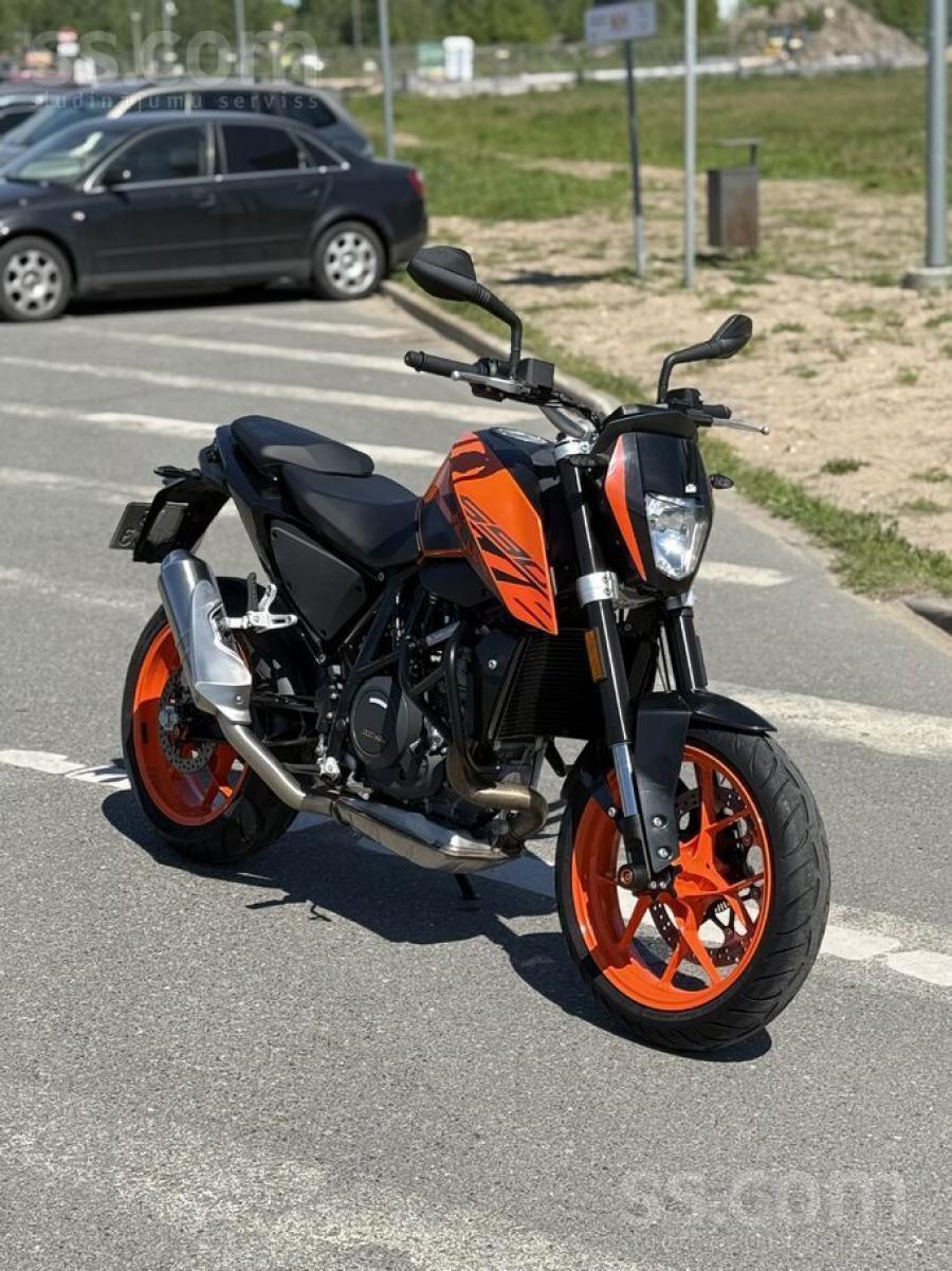 KTM 690 Duke 2019 in Riga, with an engine capacity of 0.69 L and mileage of 0 thousand km for 5800 €, photo 3 on AUTOMOTO.COM.LV