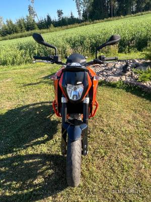 KTM 690 Duke 2019 Tallina, ar dzinēja tilpumu 0.69 L un nobraukumu 10 tūkst. km par 6900 €, foto 5 vietnē AUTOMOTO.COM.LV