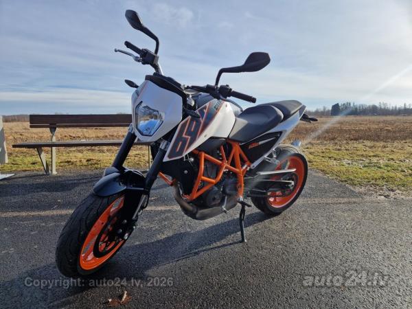 Orange KTM 690 Duke 2014 in Parnu, with an engine capacity of 0.69 L and mileage of 20 thousand km for 3900 €, photo 2 on AUTOMOTO.COM.LV
