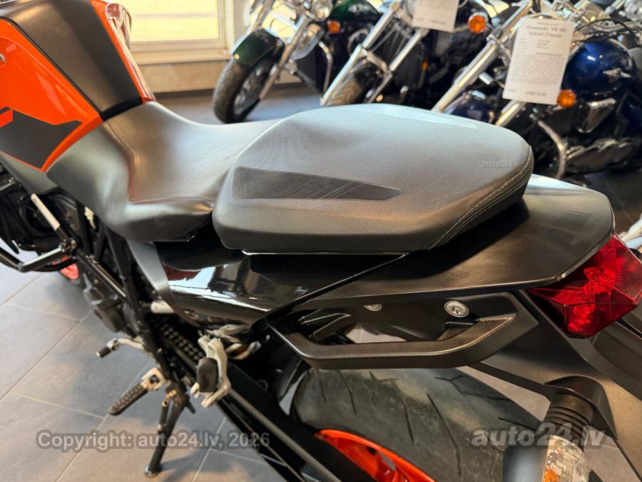 Orange KTM 690 Duke 2018 in Tallinn, with an engine capacity of 0.69 L and mileage of 31 thousand km for 3990 €, photo 18 on AUTOMOTO.COM.LV