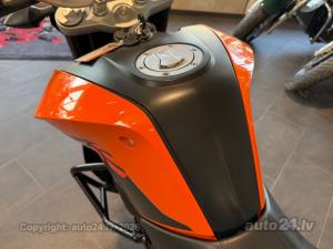 Orange KTM 690 Duke 2018 in Tallinn, with an engine capacity of 0.69 L and mileage of 31 thousand km for 3990 €, photo 19 on AUTOMOTO.COM.LV