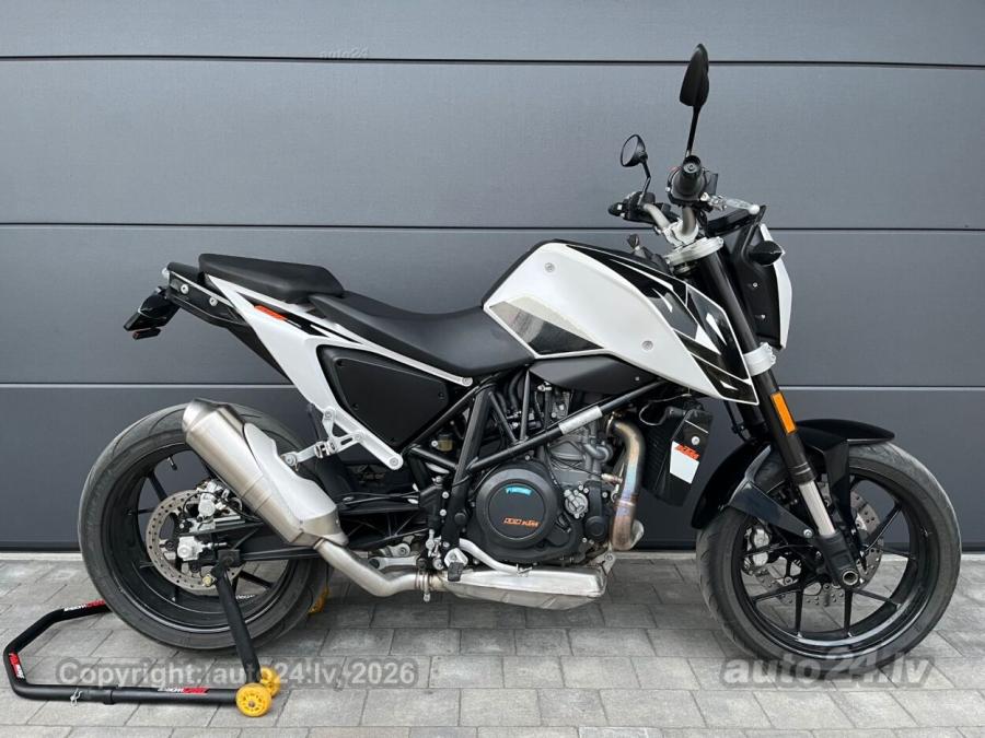 White KTM 690 Duke 2016 in Parnu, with an engine capacity of 0.69 L and mileage of 27 thousand km for 4800 €, photo 1 on AUTOMOTO.COM.LV