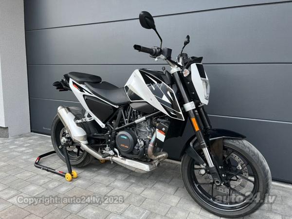Balts KTM 690 Duke 2016 Pērnava, ar dzinēja tilpumu 0.69 L un nobraukumu 27 tūkst. km par 4800 €, foto 3 vietnē AUTOMOTO.COM.LV