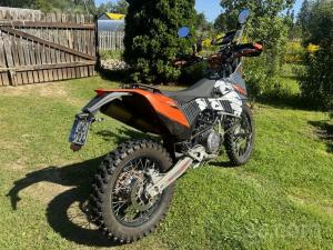 KTM 690 Enduro 2008 Rīga, ar dzinēja tilpumu 0.69 L un nobraukumu 0 tūkst. km par 4600 €, foto 4 vietnē AUTOMOTO.COM.LV