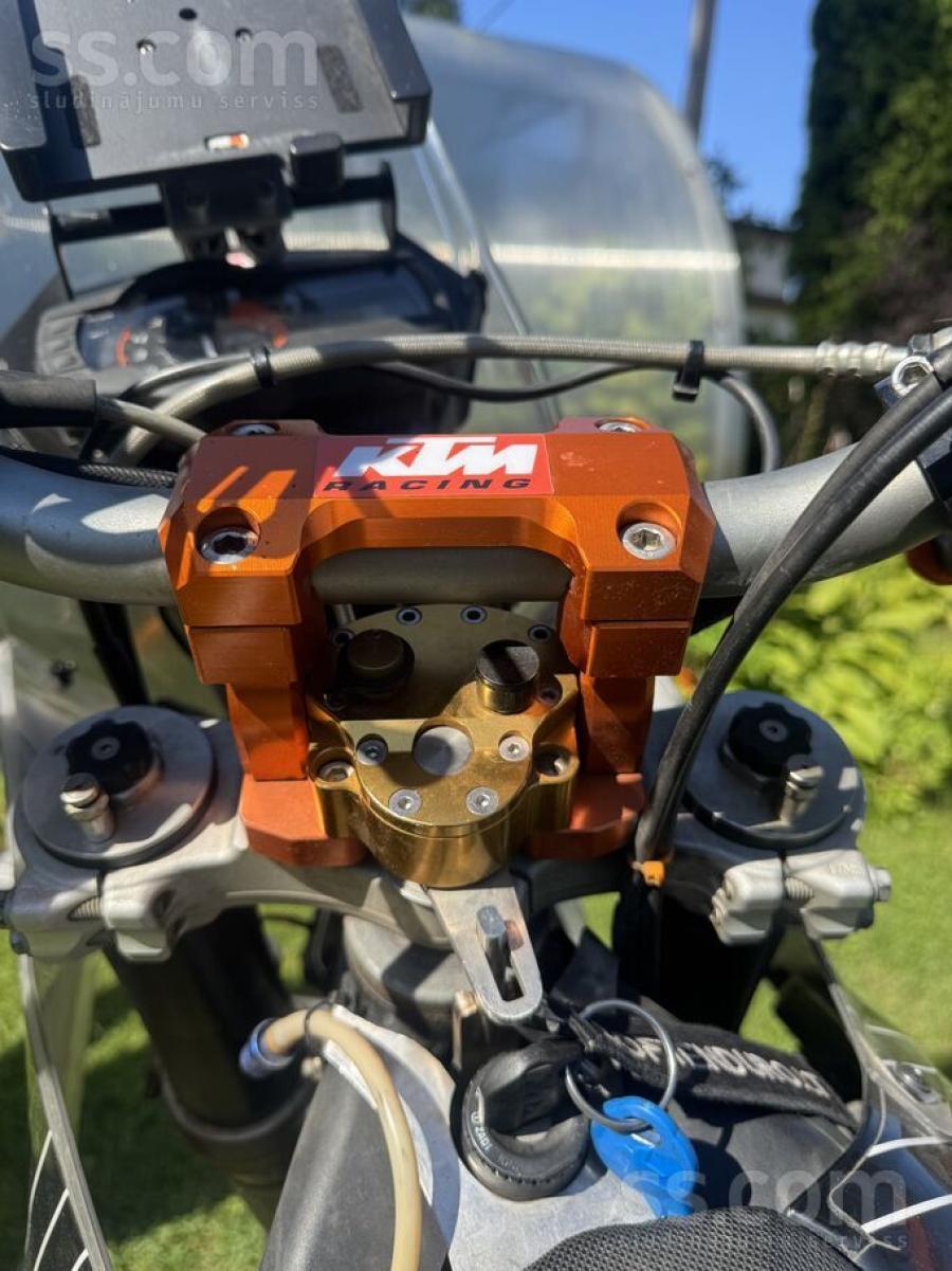 KTM 690 Enduro 2008 Rīga, ar dzinēja tilpumu 0.69 L un nobraukumu 0 tūkst. km par 4600 €, foto 9 vietnē AUTOMOTO.COM.LV