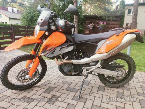 Oranžs KTM 690 Enduro 2010 Tallina, ar dzinēja tilpumu 0.65 L un nobraukumu 37 tūkst. km par 4200 €, foto 1 vietnē AUTOMOTO.COM.LV