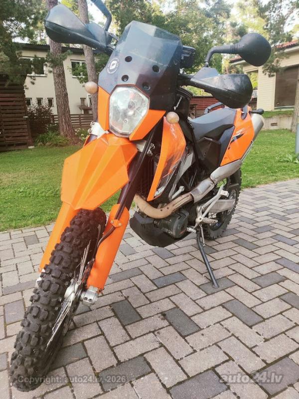 Oranžs KTM 690 Enduro 2010 Tallina, ar dzinēja tilpumu 0.65 L un nobraukumu 37 tūkst. km par 4200 €, foto 2 vietnē AUTOMOTO.COM.LV