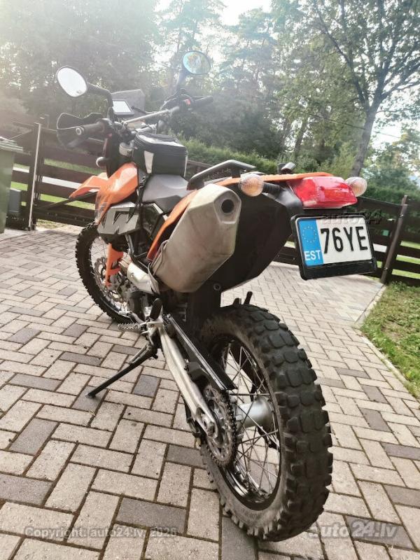 Oranžs KTM 690 Enduro 2010 Tallina, ar dzinēja tilpumu 0.65 L un nobraukumu 37 tūkst. km par 4200 €, foto 4 vietnē AUTOMOTO.COM.LV