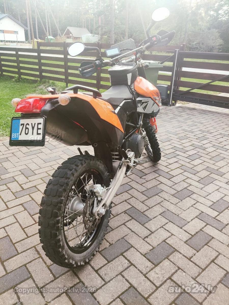 Oranžs KTM 690 Enduro 2010 Tallina, ar dzinēja tilpumu 0.65 L un nobraukumu 37 tūkst. km par 4200 €, foto 6 vietnē AUTOMOTO.COM.LV