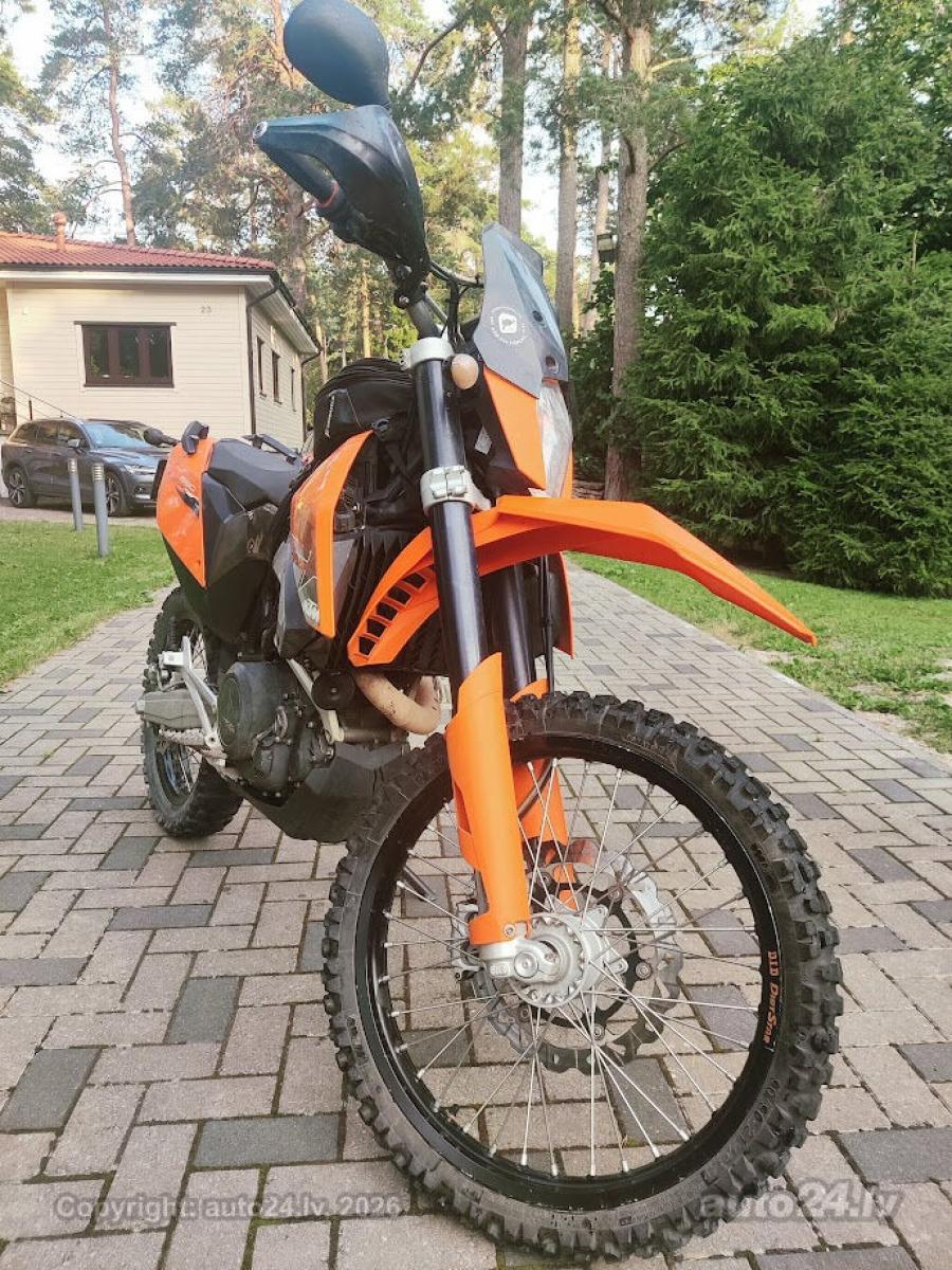 Oranžs KTM 690 Enduro 2010 Tallina, ar dzinēja tilpumu 0.65 L un nobraukumu 37 tūkst. km par 4200 €, foto 7 vietnē AUTOMOTO.COM.LV