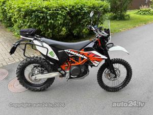 Oranžs KTM 690 Enduro 2015 Tallina, ar dzinēja tilpumu 0.00 L un nobraukumu 24 tūkst. km par 6000 €, foto 4 vietnē AUTOMOTO.COM.LV