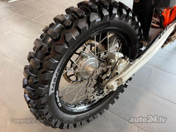 Oranžs KTM 690 Enduro 2023 Tallina, ar dzinēja tilpumu 0.69 L un nobraukumu 1 tūkst. km par 8990 €, foto 7 vietnē AUTOMOTO.COM.LV