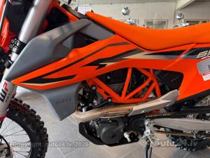 Oranžs KTM 690 Enduro 2023 Tallina, ar dzinēja tilpumu 0.69 L un nobraukumu 1 tūkst. km par 8990 €, foto 19 vietnē AUTOMOTO.COM.LV