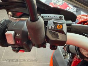 Oranžs KTM 690 Enduro 2023 Tallina, ar dzinēja tilpumu 0.69 L un nobraukumu 1 tūkst. km par 8990 €, foto 22 vietnē AUTOMOTO.COM.LV