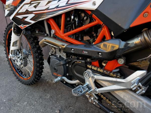 KTM 690 Enduro R 2011 Rīga, ar dzinēja tilpumu 0.69 L un nobraukumu 0 tūkst. km par 5500 €, foto 4 vietnē AUTOMOTO.COM.LV