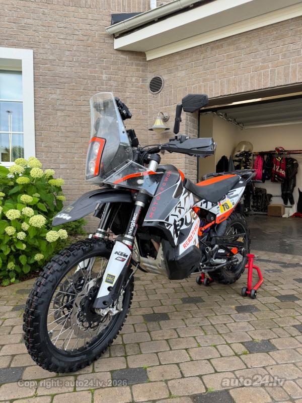 KTM 790 Adventure 2019 Tallina, ar dzinēja tilpumu 0.79 L un nobraukumu 36 tūkst. km par 9900 €, foto 3 vietnē AUTOMOTO.COM.LV