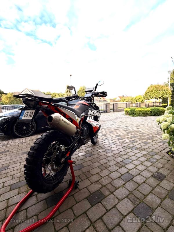 KTM 790 Adventure 2019 Tallina, ar dzinēja tilpumu 0.79 L un nobraukumu 36 tūkst. km par 9900 €, foto 7 vietnē AUTOMOTO.COM.LV