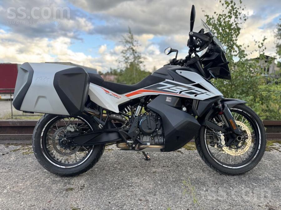 KTM 790 Adventure 2019 Cēsis, ar dzinēja tilpumu 0.80 L un nobraukumu 0 tūkst. km par 6900 €, foto 3 vietnē AUTOMOTO.COM.LV