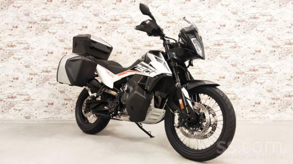 KTM 790 Adventure 2020 Rīga, ar dzinēja tilpumu 0.79 L un nobraukumu 0 tūkst. km par 7310 €, foto 2 vietnē AUTOMOTO.COM.LV