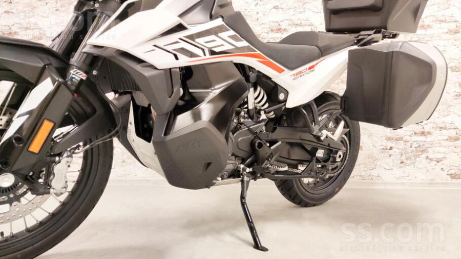 KTM 790 Adventure 2020 Rīga, ar dzinēja tilpumu 0.79 L un nobraukumu 0 tūkst. km par 7310 €, foto 7 vietnē AUTOMOTO.COM.LV