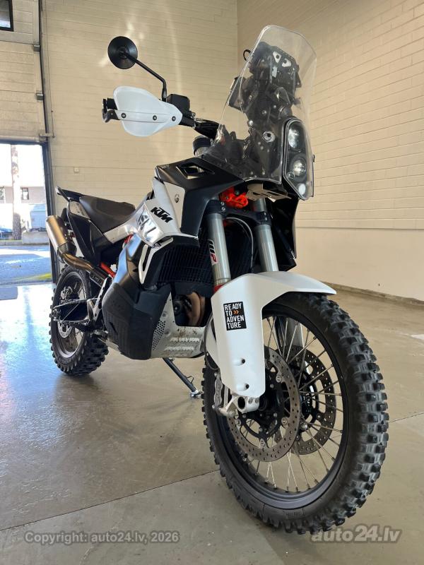 KTM 790 Adventure 2020 in Tallinn, with an engine capacity of 0.79 L and mileage of 20 thousand km for 8000 €, photo 2 on AUTOMOTO.COM.LV