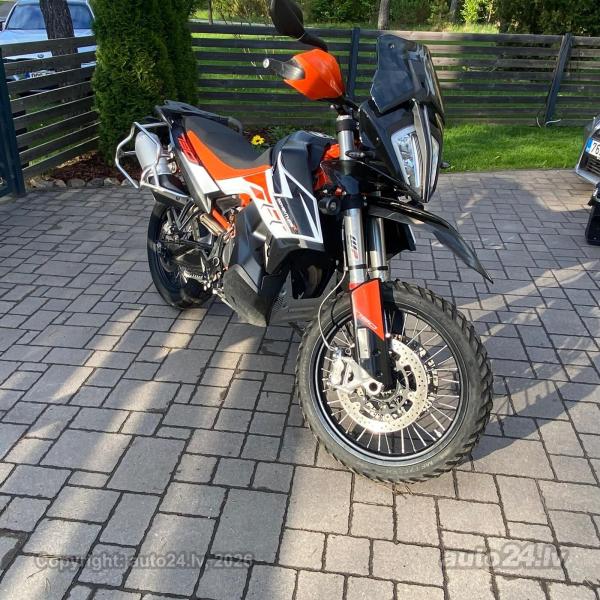 KTM 790 Adventure 2020 Tallina, ar dzinēja tilpumu 0.79 L un nobraukumu 9 tūkst. km par 9000 €, foto 2 vietnē AUTOMOTO.COM.LV