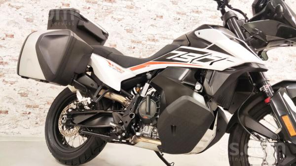 KTM 790 Adventure 2020 Rīga, ar dzinēja tilpumu 0.79 L un nobraukumu 0 tūkst. km par 7010 €, foto 4 vietnē AUTOMOTO.COM.LV