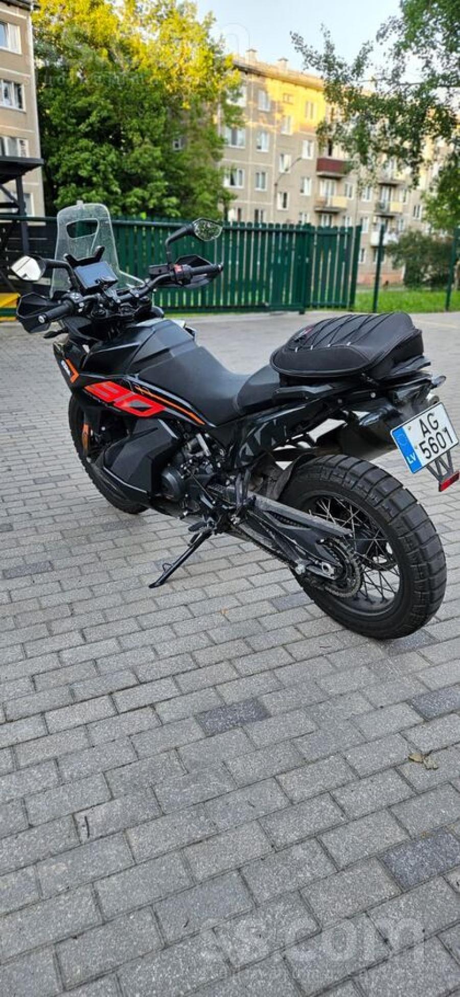 KTM 790 Adventure 2023 in Riga, with an engine capacity of 0.80 L and mileage of 0 thousand km for 9400 €, photo 3 on AUTOMOTO.COM.LV