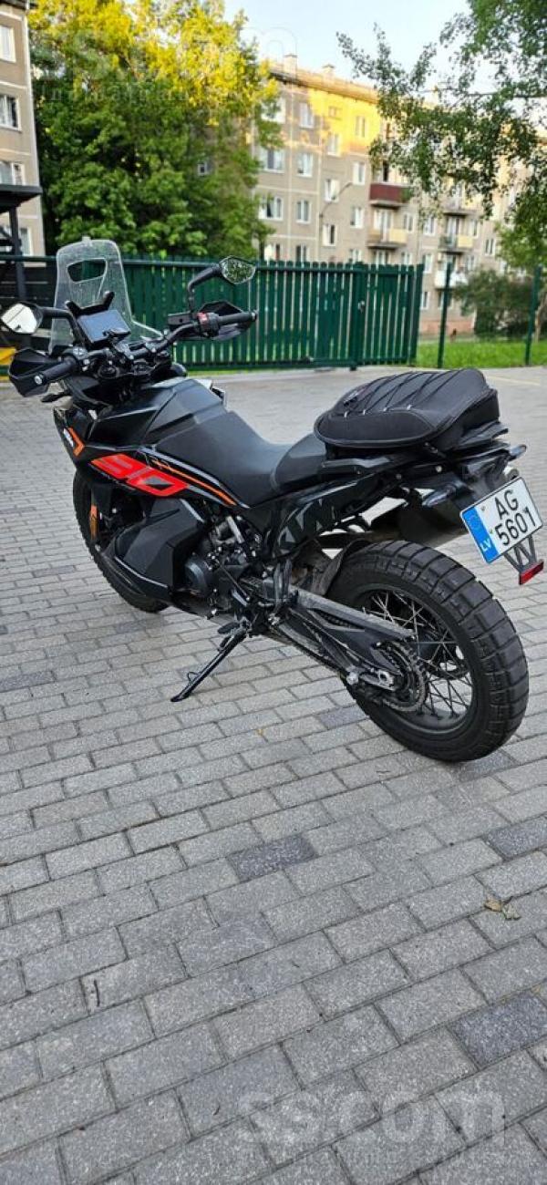 KTM 790 Adventure 2023 Rīga, ar dzinēja tilpumu 0.80 L un nobraukumu 0 tūkst. km par 9400 €, foto 4 vietnē AUTOMOTO.COM.LV