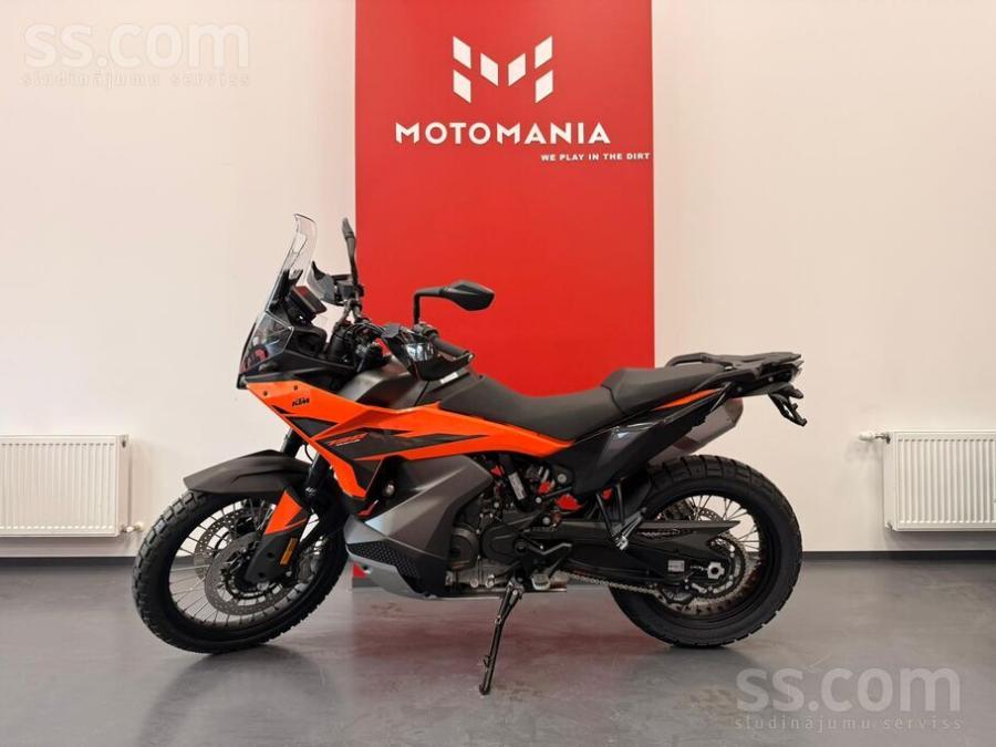 KTM 790 Adventure 2026 Rīga, ar dzinēja tilpumu 0.80 L un nobraukumu 0 tūkst. km par 10890 €, foto 1 vietnē AUTOMOTO.COM.LV