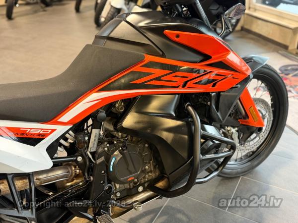 Oranžs KTM 790 Adventure 2020 Tallina, ar dzinēja tilpumu 0.80 L un nobraukumu 39 tūkst. km par 6490 €, foto 4 vietnē AUTOMOTO.COM.LV