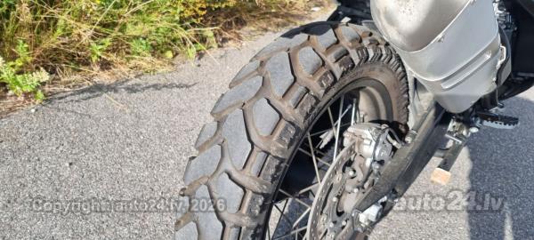 Balts KTM 790 Adventure 2020 Tallina, ar dzinēja tilpumu 0.80 L un nobraukumu 15 tūkst. km par 7650 €, foto 10 vietnē AUTOMOTO.COM.LV