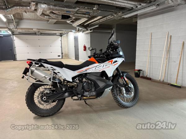 White KTM 790 Adventure 2024 in Tallinn, with an engine capacity of 0.80 L and mileage of 2 thousand km for 10990 €, photo 4 on AUTOMOTO.COM.LV