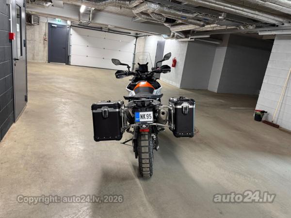 White KTM 790 Adventure 2024 in Tallinn, with an engine capacity of 0.80 L and mileage of 2 thousand km for 10990 €, photo 10 on AUTOMOTO.COM.LV