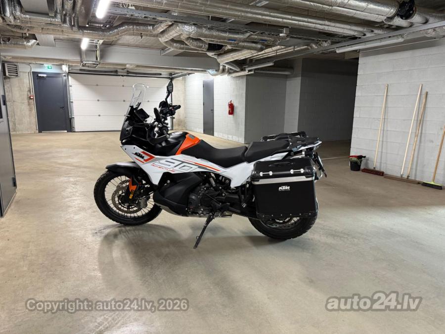 Balts KTM 790 Adventure 2024 Tallina, ar dzinēja tilpumu 0.80 L un nobraukumu 3 tūkst. km par 9990 €, foto 3 vietnē AUTOMOTO.COM.LV