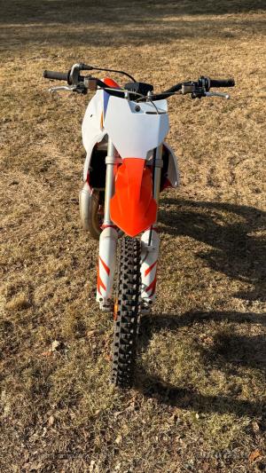 KTM 85 SX 2023 Tallina, ar dzinēja tilpumu 0.00 L un nobraukumu 0 tūkst. km par 2800 €, foto 3 vietnē AUTOMOTO.COM.LV