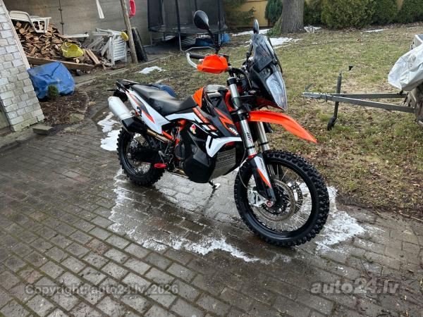 KTM 890 Adventure R 2021 in Tallinn, with an engine capacity of 0.89 L and mileage of 33 thousand km for 10500 €, photo 7 on AUTOMOTO.COM.LV