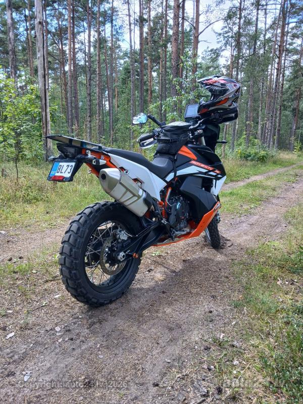 KTM 890 Adventure R 2021 in Tallinn, with an engine capacity of 0.89 L and mileage of 24 thousand km for 8500 €, photo 2 on AUTOMOTO.COM.LV