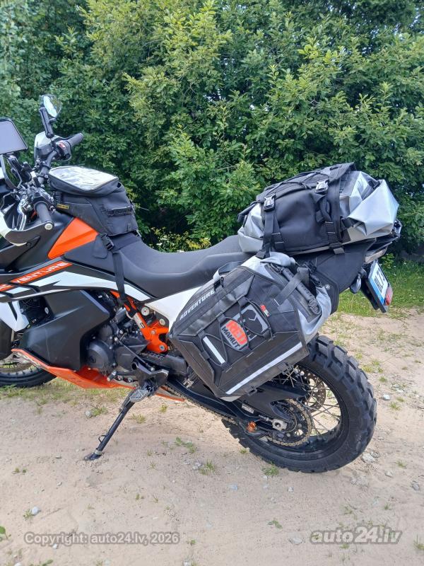 KTM 890 Adventure R 2021 in Tallinn, with an engine capacity of 0.89 L and mileage of 24 thousand km for 8500 €, photo 5 on AUTOMOTO.COM.LV