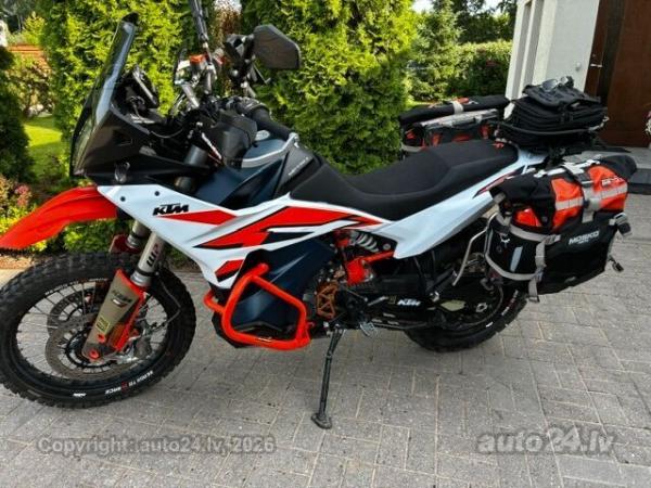 КТМ 890 Adventure R 2023 в Тарту, объемом двигателя 0.89 л и пробегом 11 тыс. км за 11900 €, фото 1 на AUTOMOTO.COM.LV