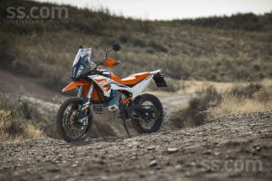 KTM 890 Adventure R 2026 Rīga, ar dzinēja tilpumu 0.89 L un nobraukumu 0 tūkst. km par 14740 €, foto 5 vietnē AUTOMOTO.COM.LV