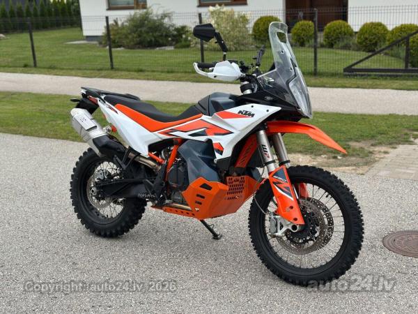 Oranžs KTM 890 Adventure R 2023 Tartu, ar dzinēja tilpumu 0.89 L un nobraukumu 18 tūkst. km par 11900 €, foto 1 vietnē AUTOMOTO.COM.LV