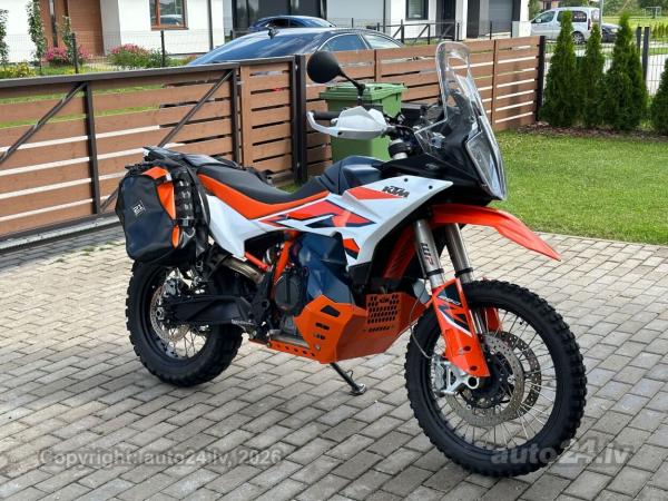 Orange KTM 890 Adventure R 2023 in Tartu, with an engine capacity of 0.89 L and mileage of 18 thousand km for 11900 €, photo 5 on AUTOMOTO.COM.LV