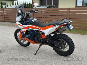 Oranžs KTM 890 Adventure R 2023 Tartu, ar dzinēja tilpumu 0.89 L un nobraukumu 18 tūkst. km par 11900 €, foto 3 vietnē AUTOMOTO.COM.LV