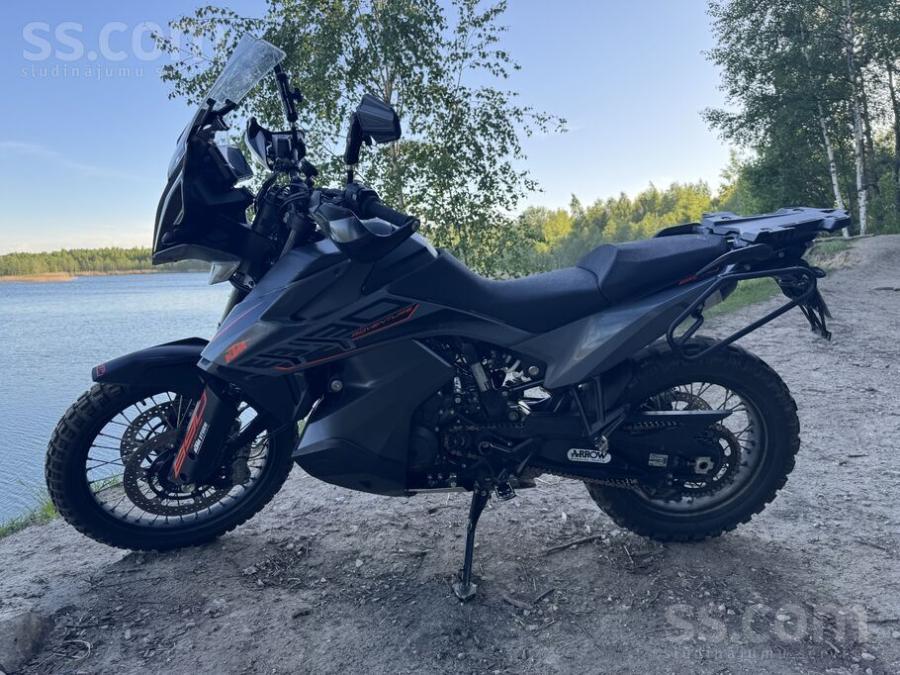 KTM 890 2021 in Riga, with an engine capacity of 0.90 L and mileage of 0 thousand km for 8000 €, photo 4 on AUTOMOTO.COM.LV