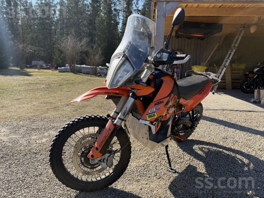 KTM 890 2021 Ogre, ar dzinēja tilpumu 0.89 L un nobraukumu 0 tūkst. km par 9500 €, foto 3 vietnē AUTOMOTO.COM.LV